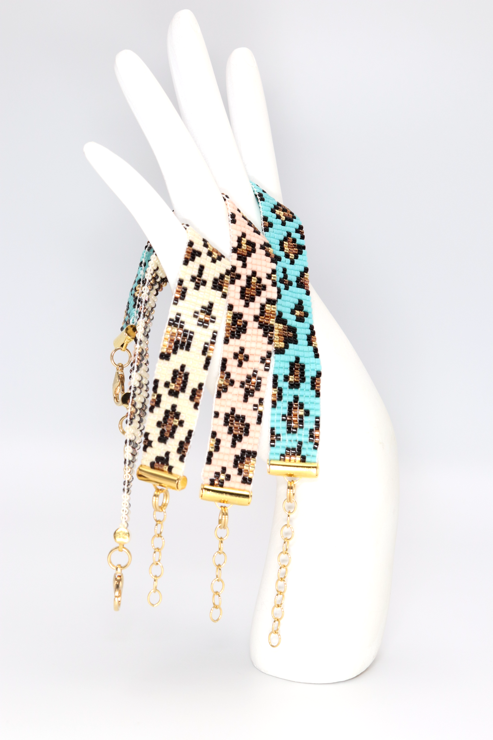 Leopard Print Seed Bead Bracelet – WhimsyBeadworks